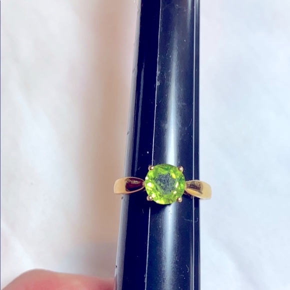 JTV | Jewelry | Round Manchurian Peridot Ring | Poshmark